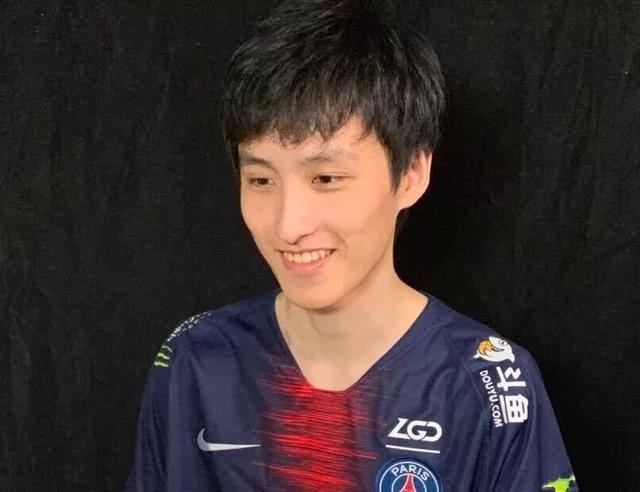 一号位互换！《DOTA2》LGD战队官宣Ame转会CDEC_二柄APP